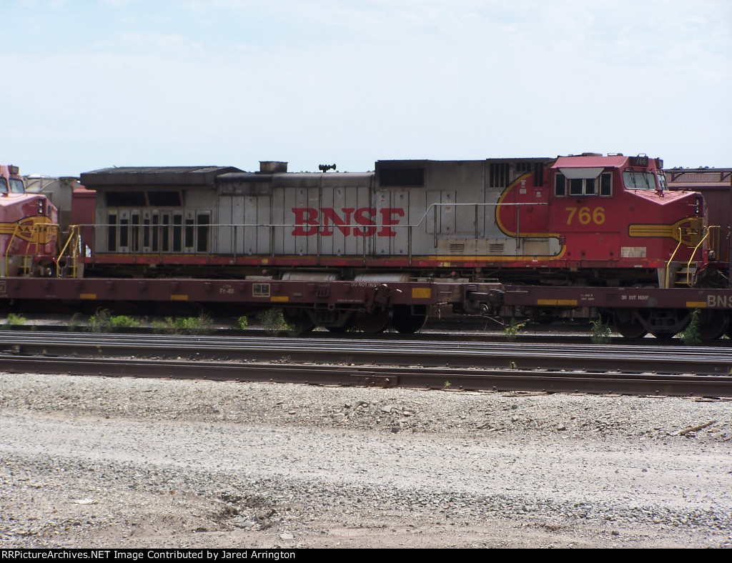 bnsf 766